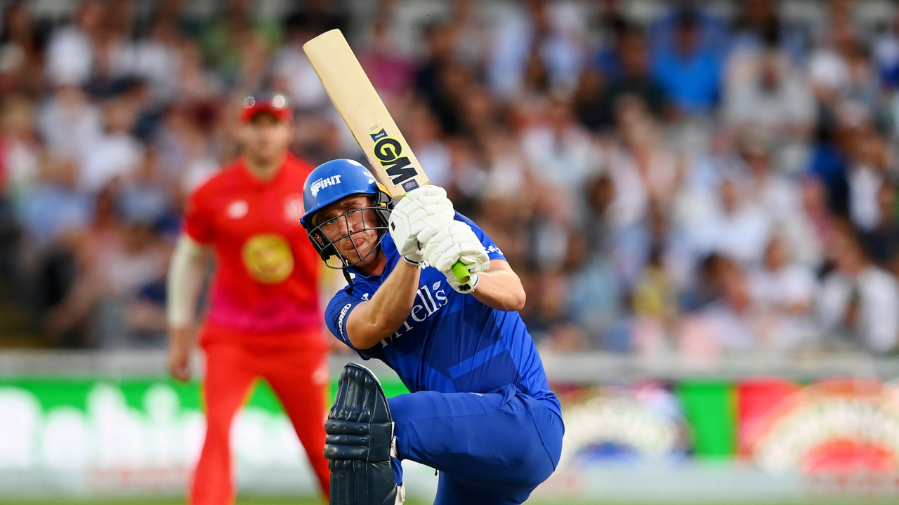 Dan Lawrence smashes three sixes