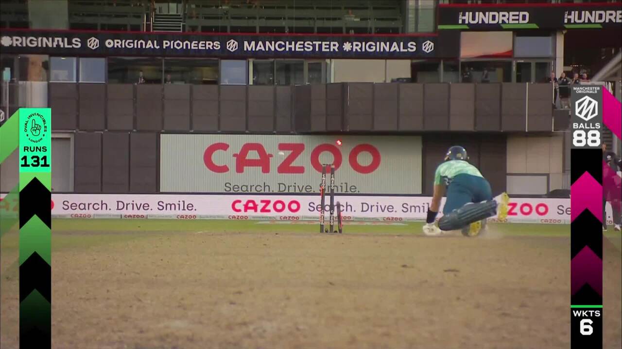 Phil Salt with a pinpoint bowl to runout Tom Curran!