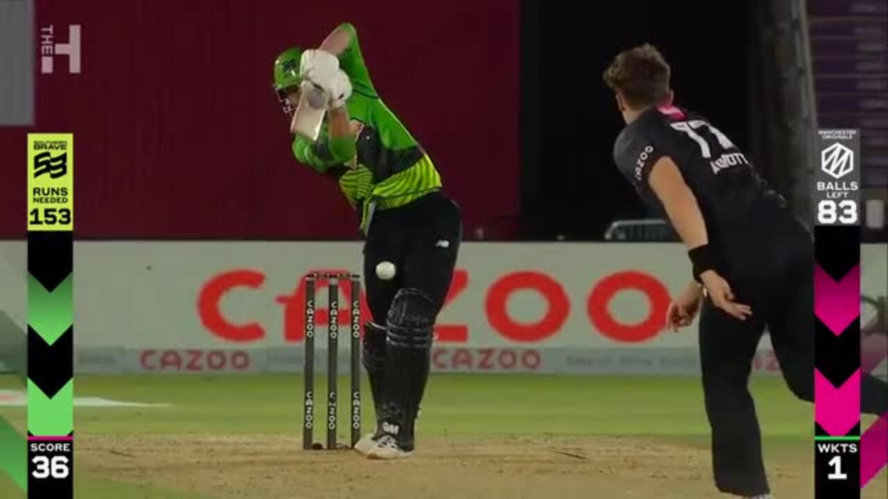 Sean Abbott's phenomenal return catch