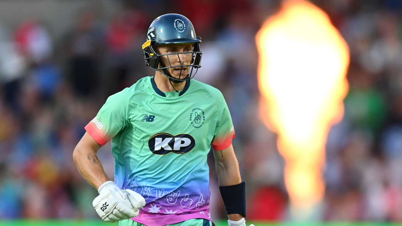 Groundsperson catches Tom Curran six